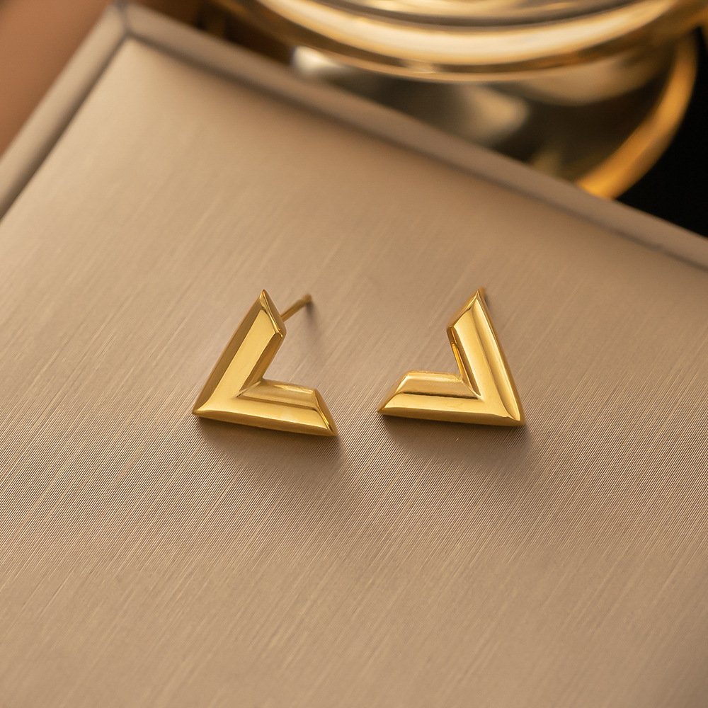 V-Shaped Gold Plated Earrings – CLARA